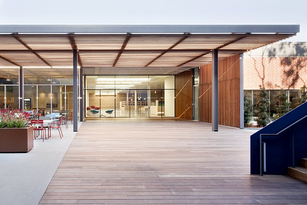 LEVER » Projects » Creative Studio and Campus