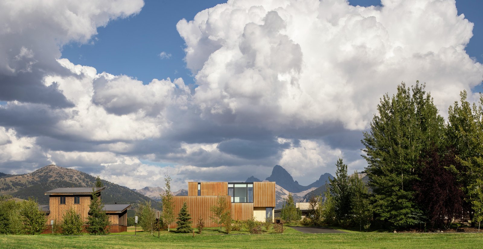 LEVER » Projects » Alta House